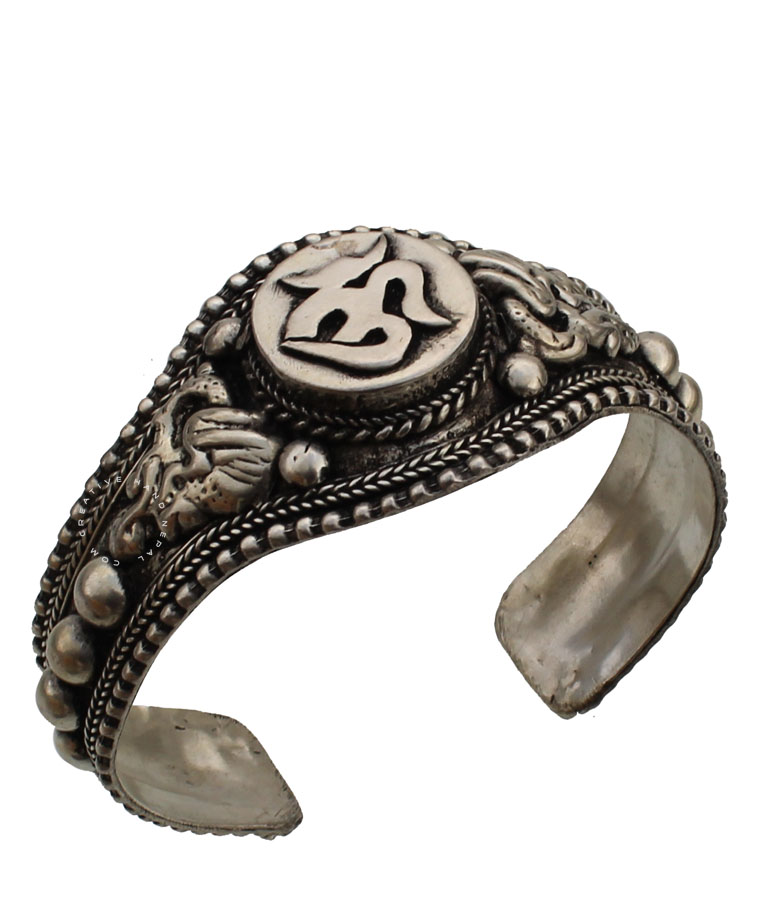 Sanskrit Om Symbol Bracelet | Creativehand Nepal