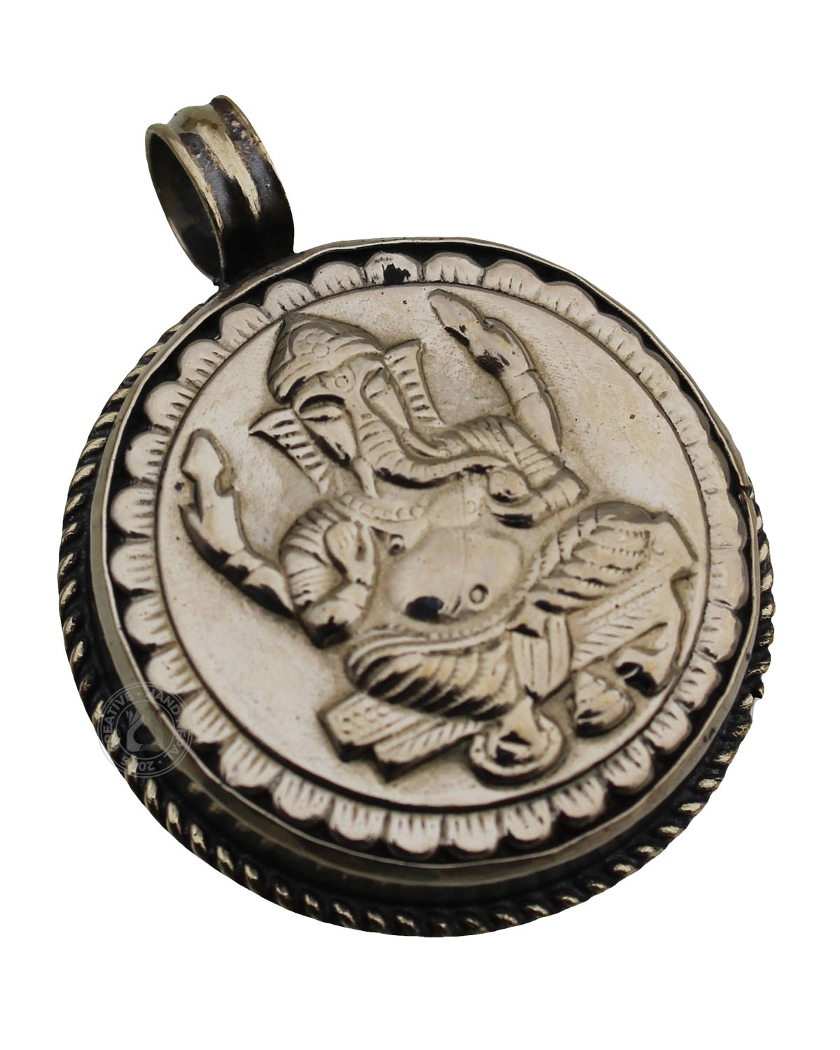 Ganesha Pendant Locket - Divine Symbol for Spiritual Elegance ...